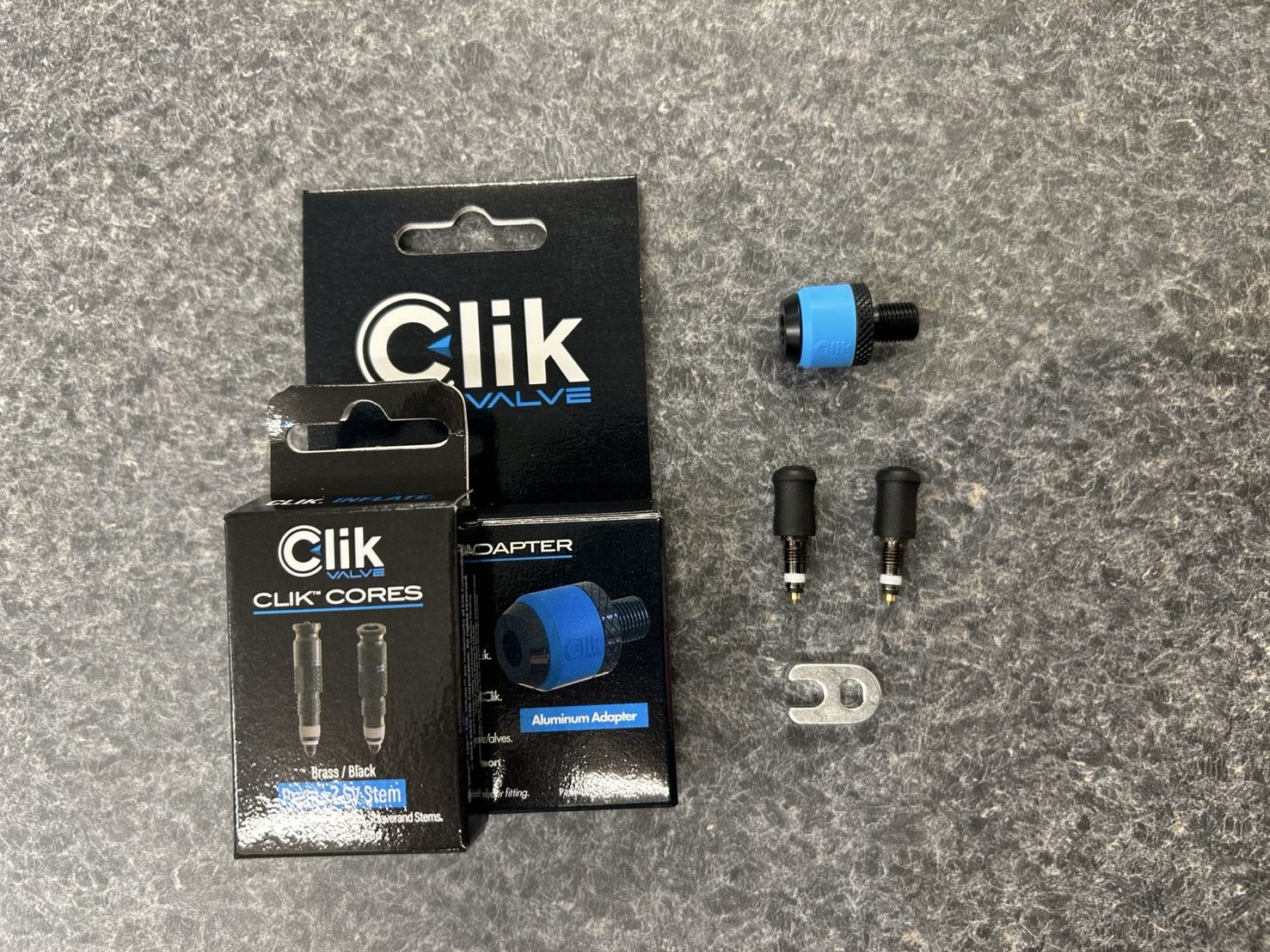 【新商品】Clik VALVE CLIK CORESが今までの常識を覆す!? | トレック｜プラスワンバイシクルズ
